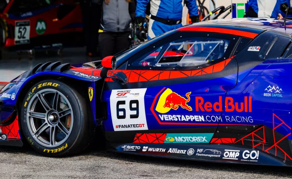 Max Verstappen lanza un equipo de sim racing y ha reclutado a su último ...