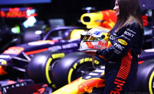 Oracle Red Bull Sim Racing lanza un equipo iRacing femenino - Esports ...